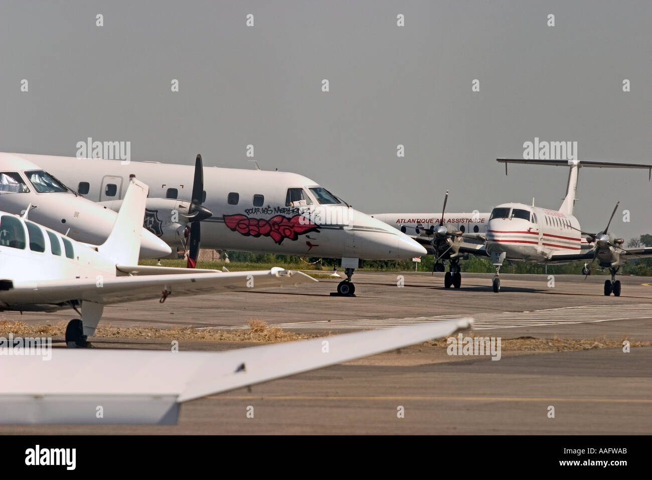 rarely image of private jet plane tagged in nantes french airport ...