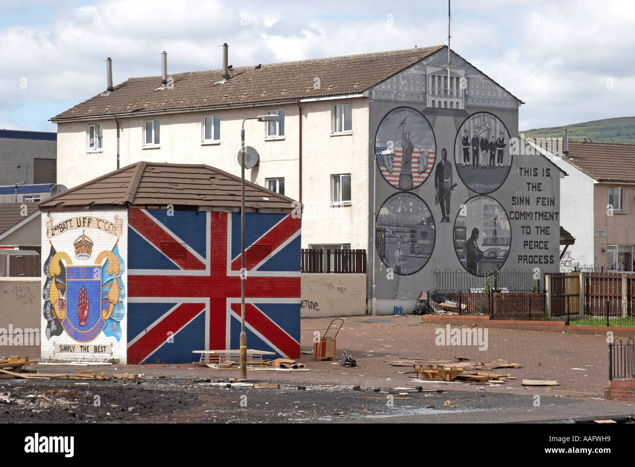 Loyalist Unionist protestant sectarian UFF logos murals signs and ...