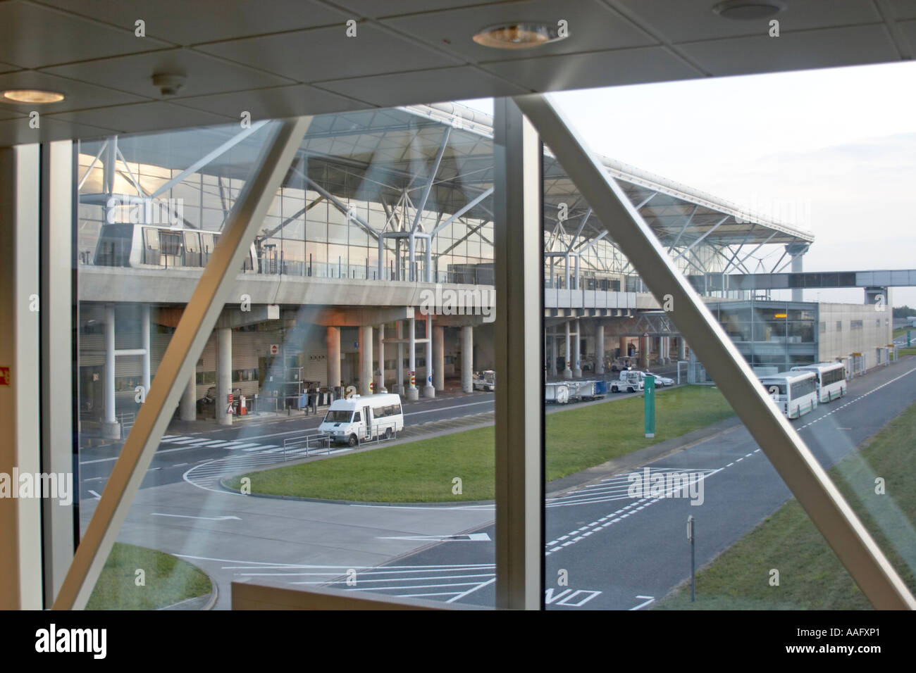 Stanstead Airport terminal building designed by Norman Foster and ...