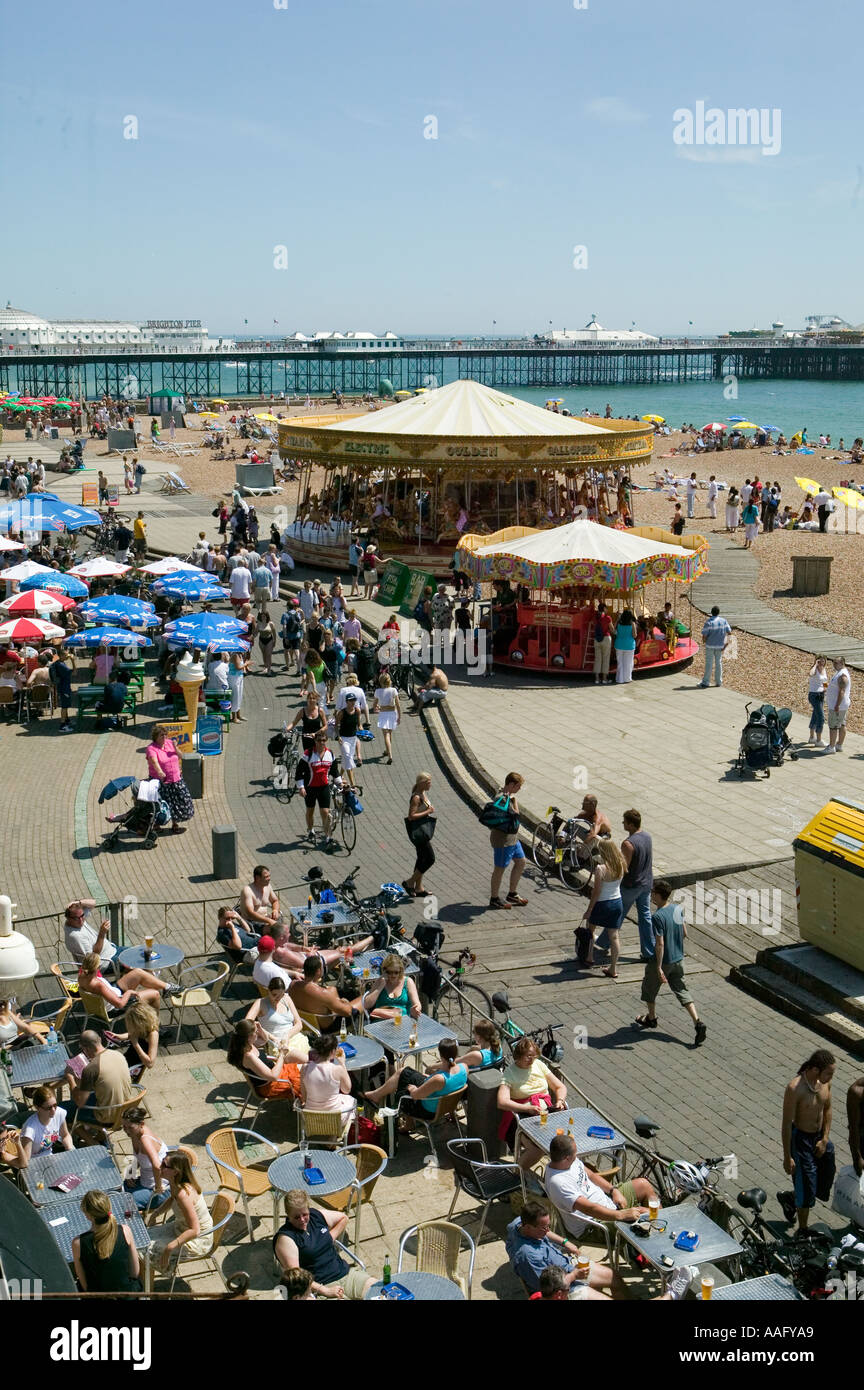 Sunbathers on the beach in brighton hi-res stock photography and images ...