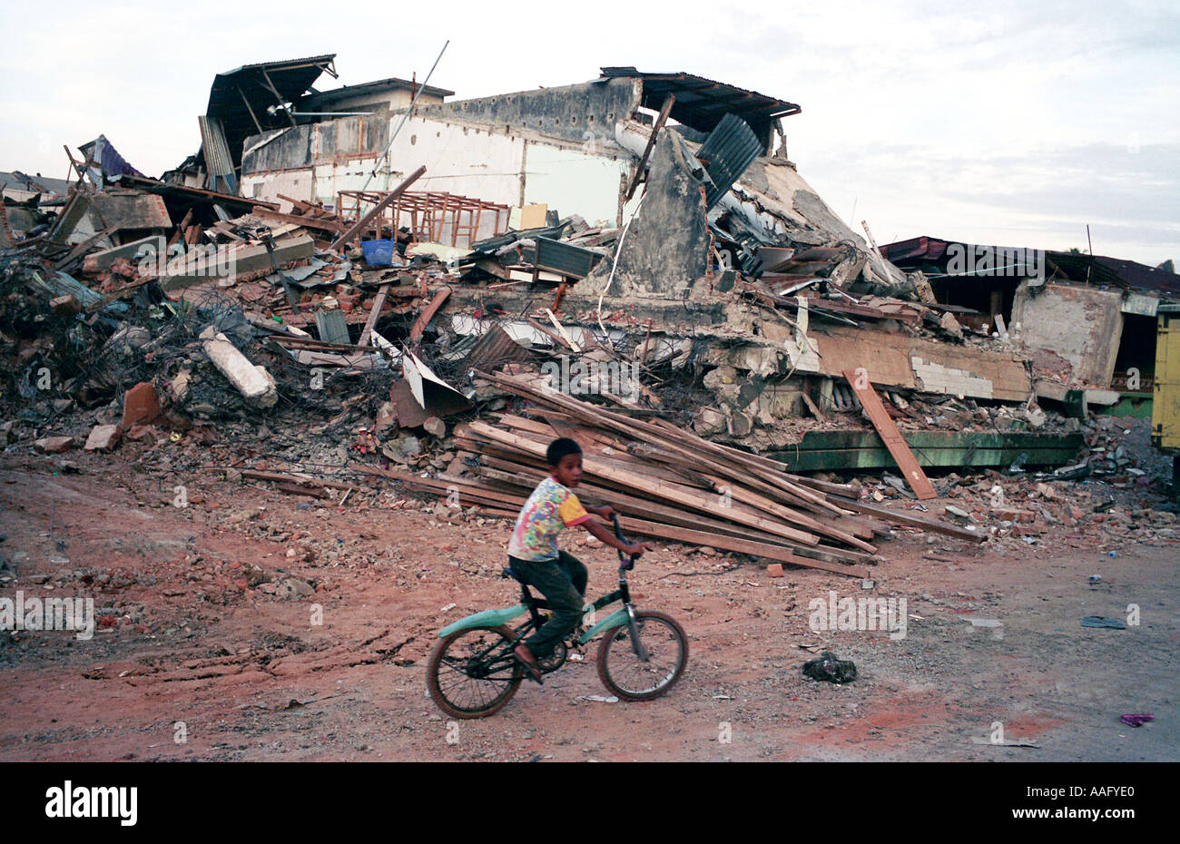 The Nias earthquake struck 28 March 2005 and destroyed 95% of the town ...