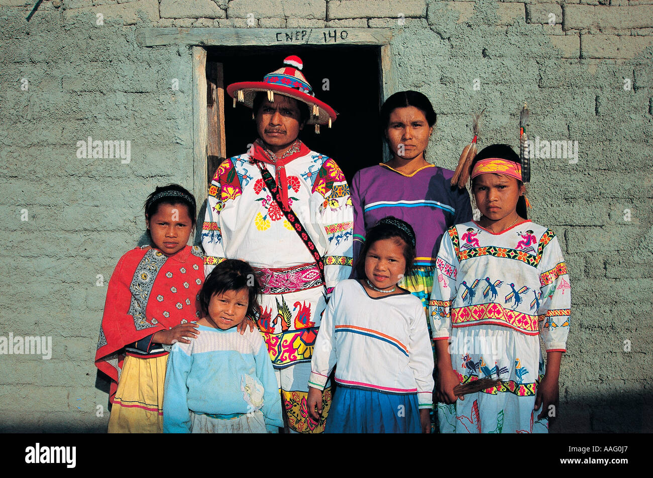 Huichol High Resolution Stock Photography and Images - Alamy