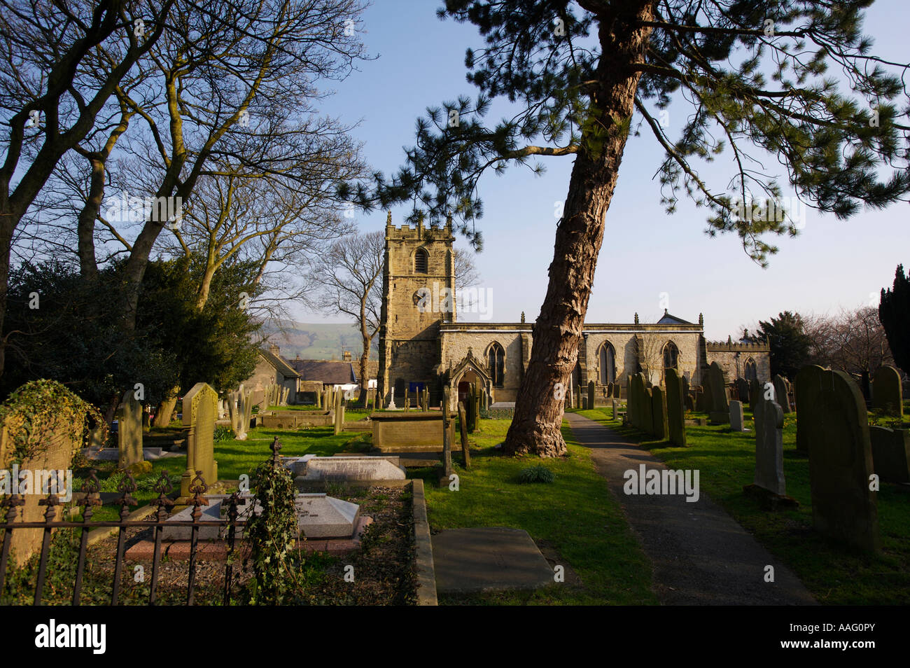 St edmund’s church castleton hi-res stock photography and images - Alamy