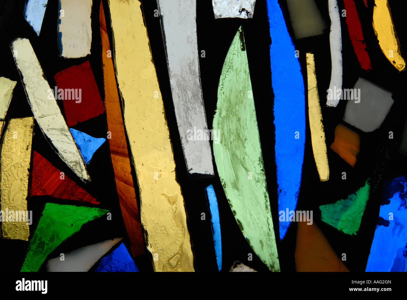 Random glass pieces hi-res stock photography and images - Alamy