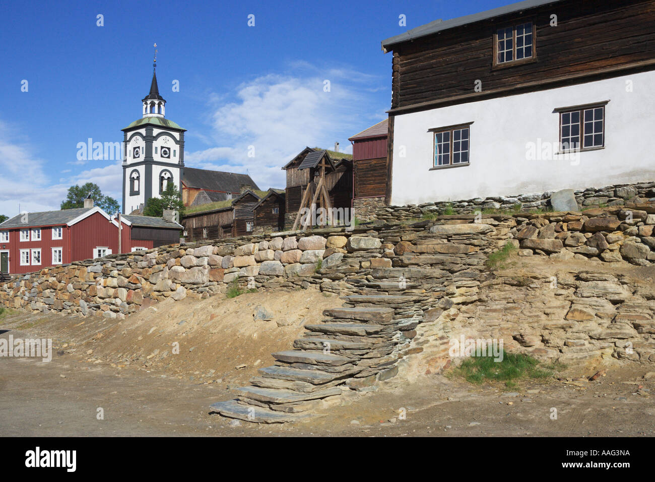 Traditional timber buildings and church Roros Norway Stock Photo - Alamy