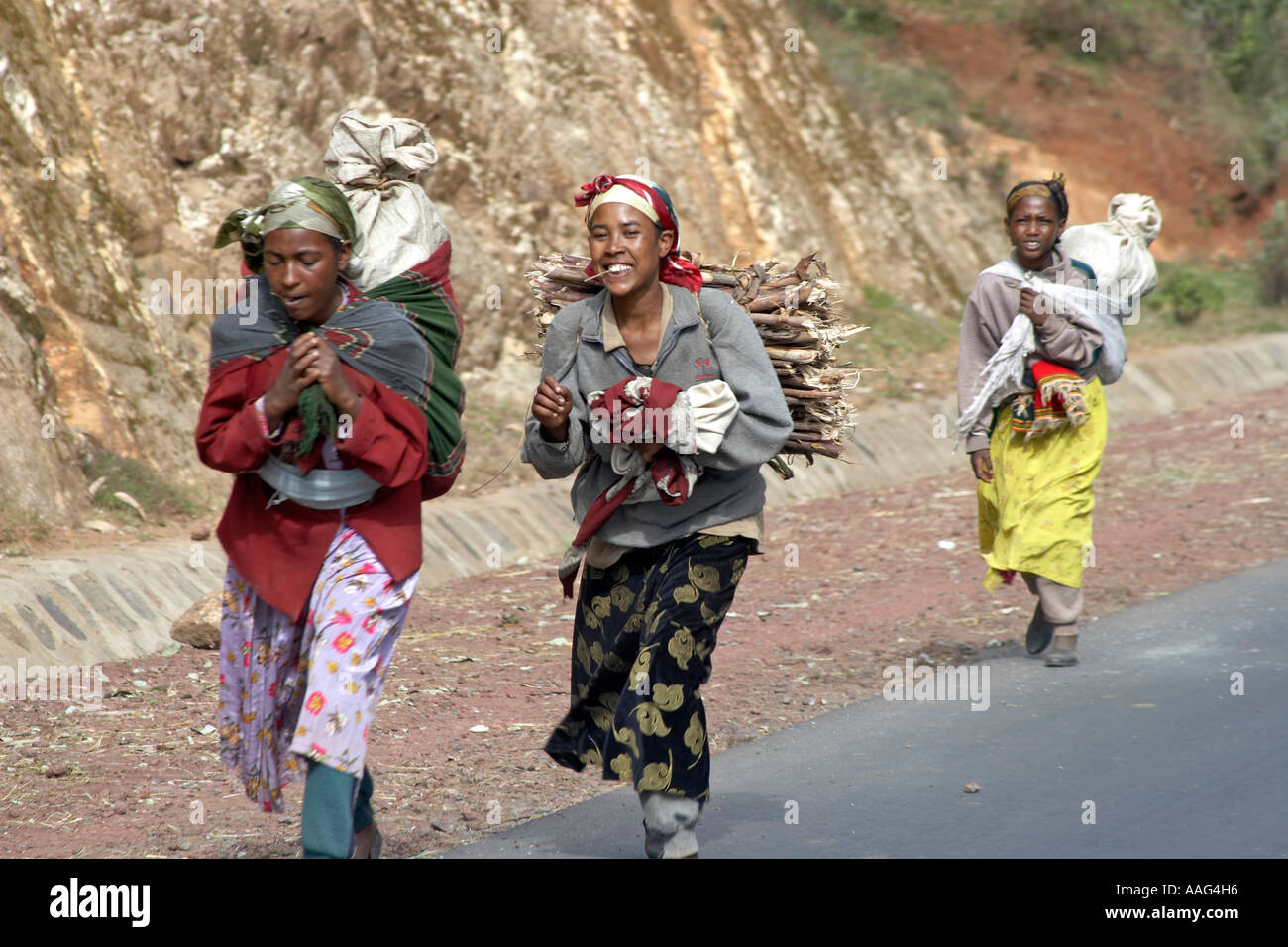 Women Labouring High Resolution Stock Photography and Images - Alamy