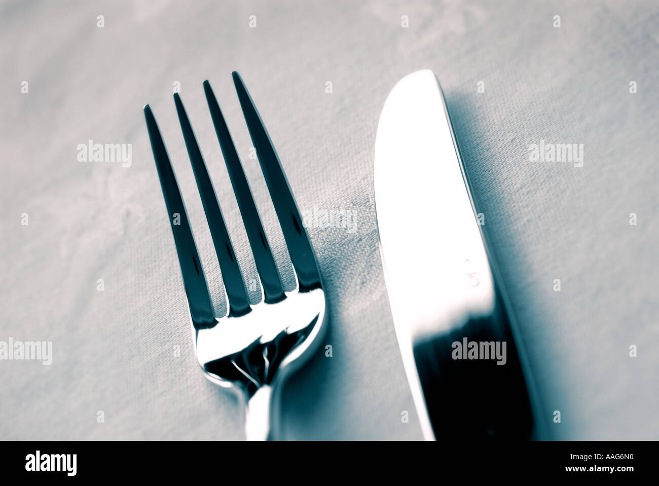 Silver plated knife and fork hi-res stock photography and images - Alamy