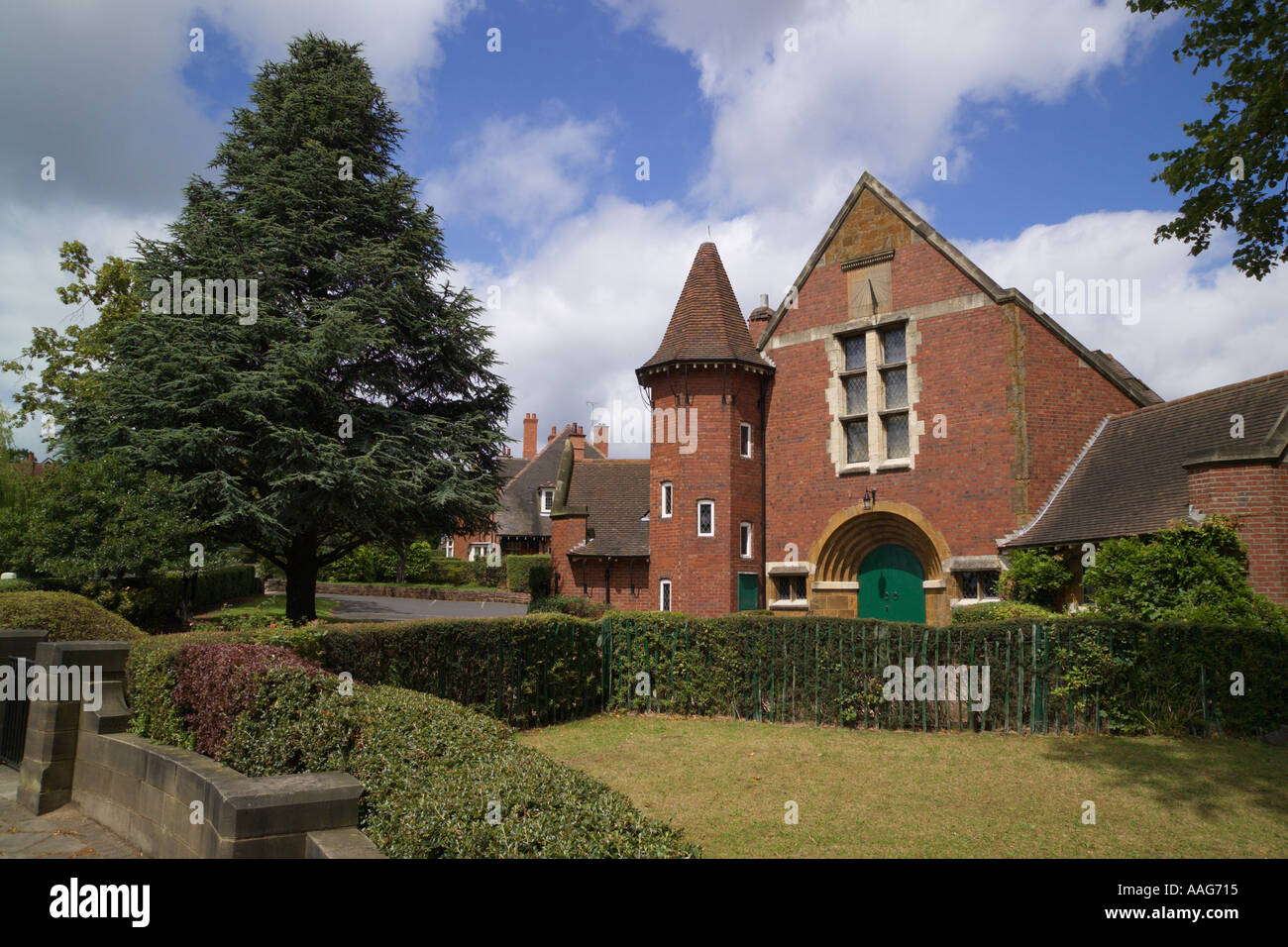 Quaker meeting house bournville birmingham hi-res stock photography and ...