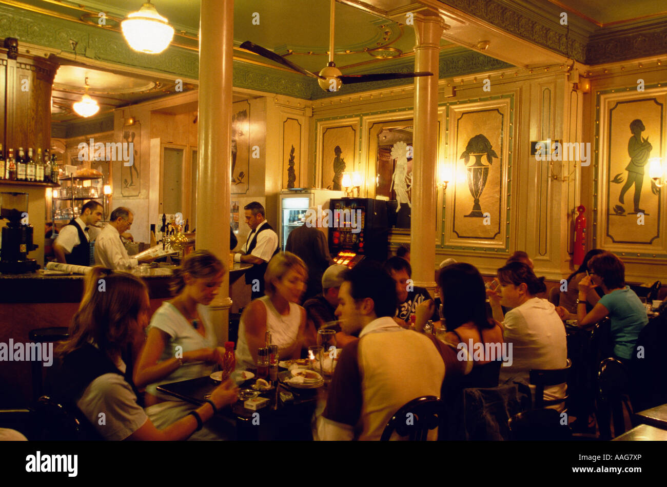 Barcelona cafe opera hi-res stock photography and images - Alamy