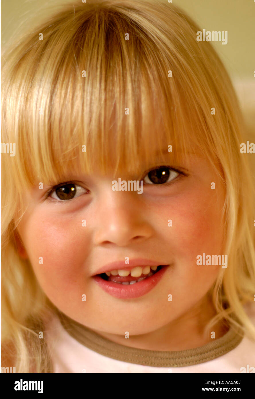 Cheeky smiley hi-res stock photography and images - Alamy