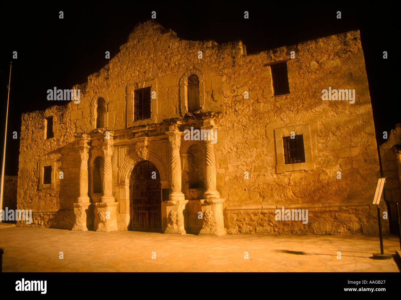 Alamo at Night Stock Photo - Alamy