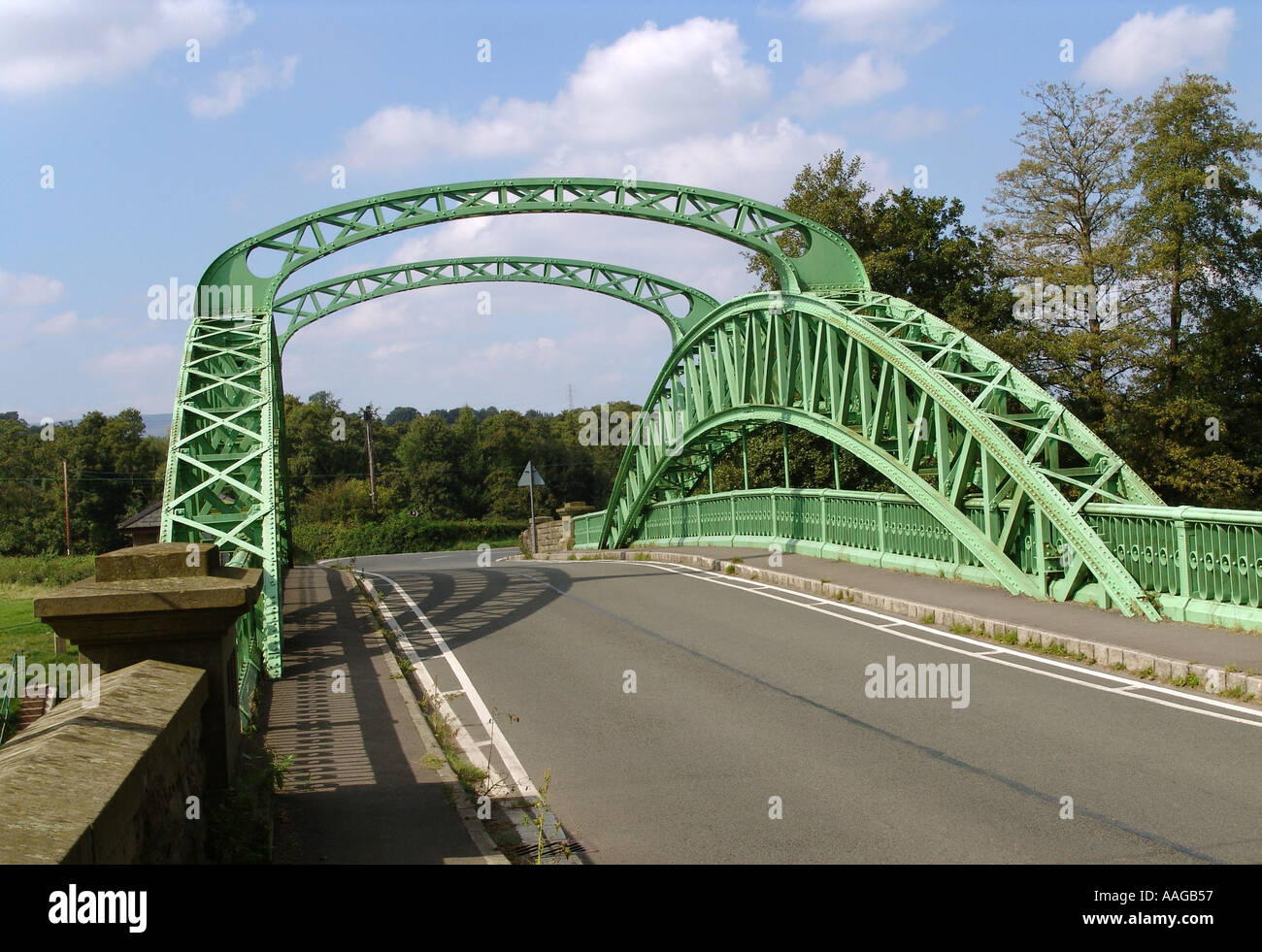 Architecture usk monmouthshire hi-res stock photography and images - Alamy
