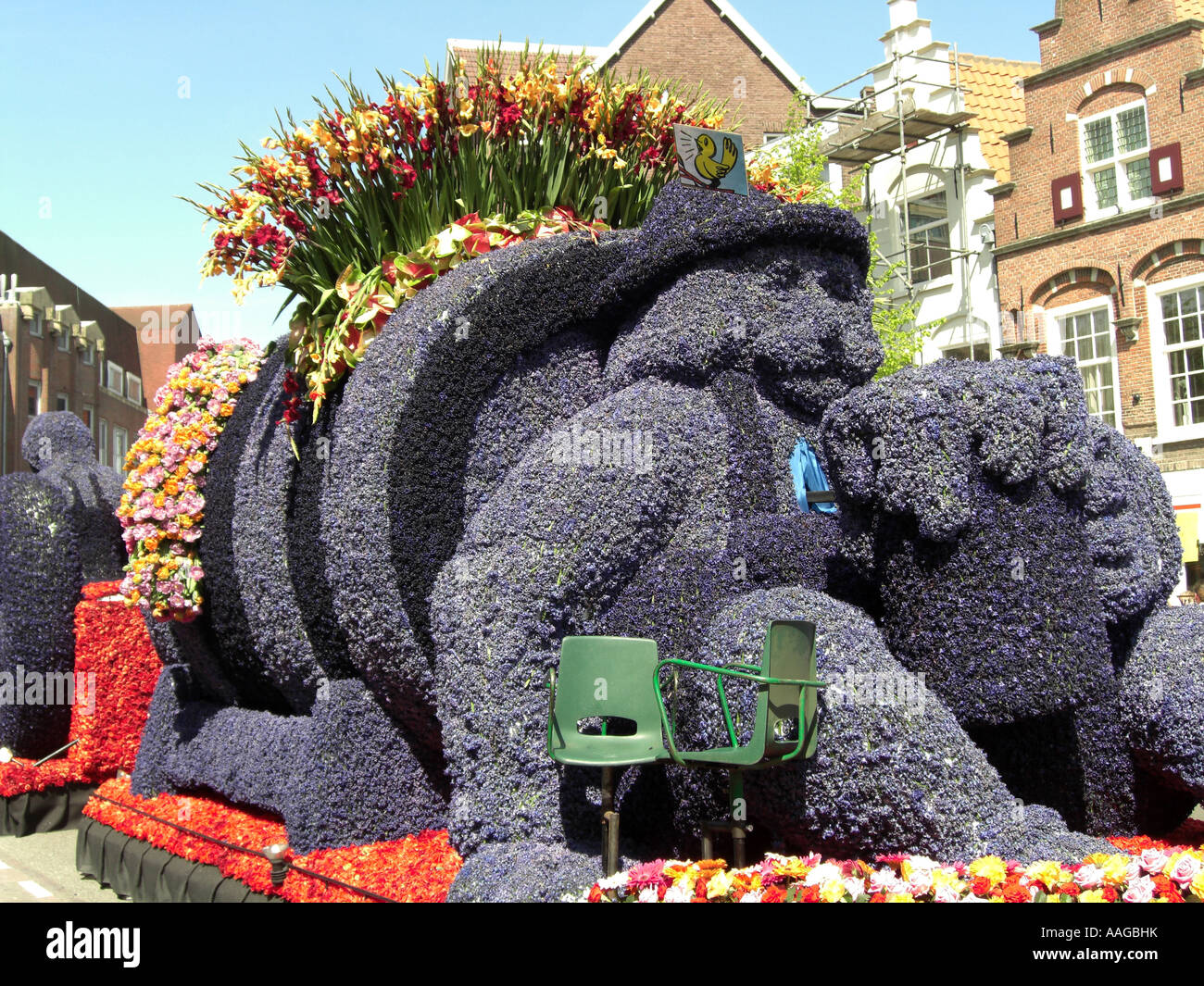 Float in the Haarlem Bloemencorso flower parade The Netherlands 2007 ...