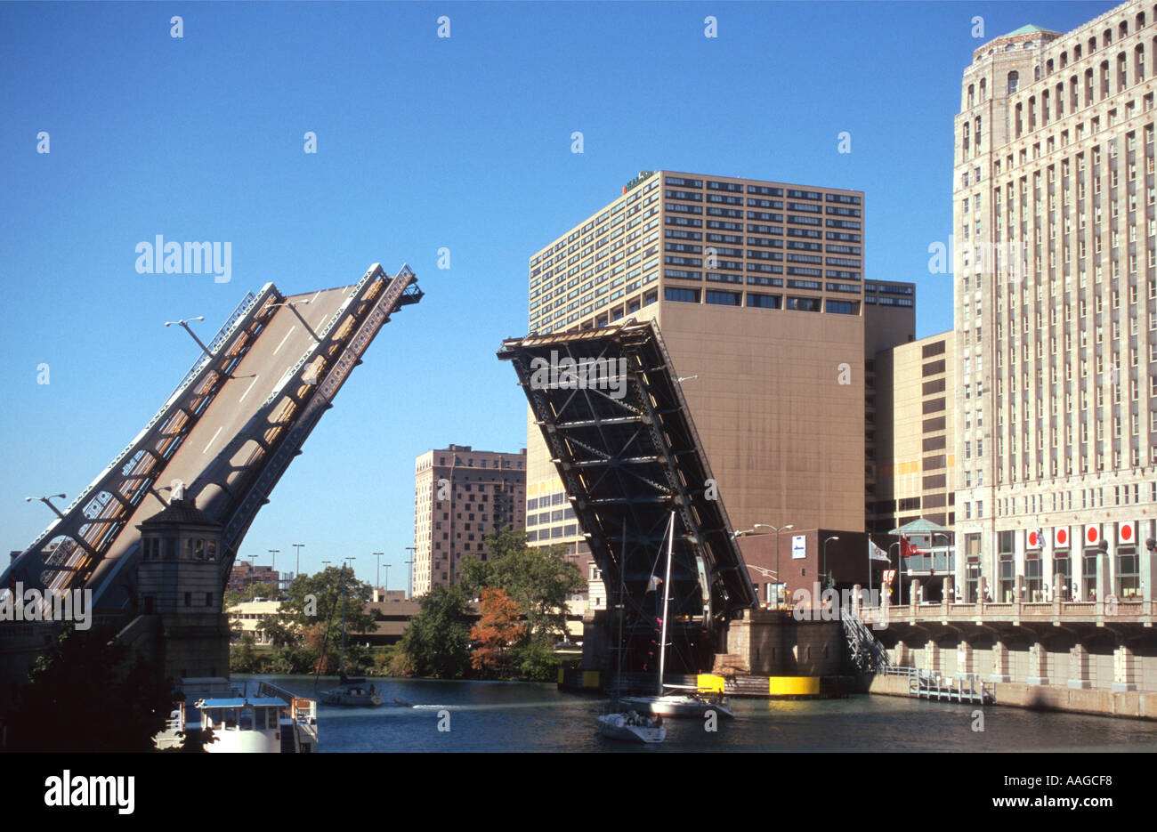 RIVER Chicago Illinois Franklin Street bridge raised for boats to pass ...