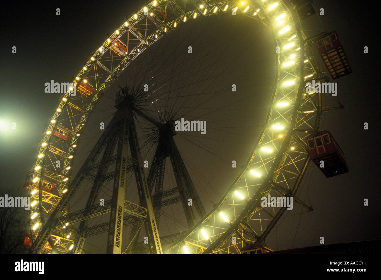 Vienna ferris wheel night hi-res stock photography and images - Alamy