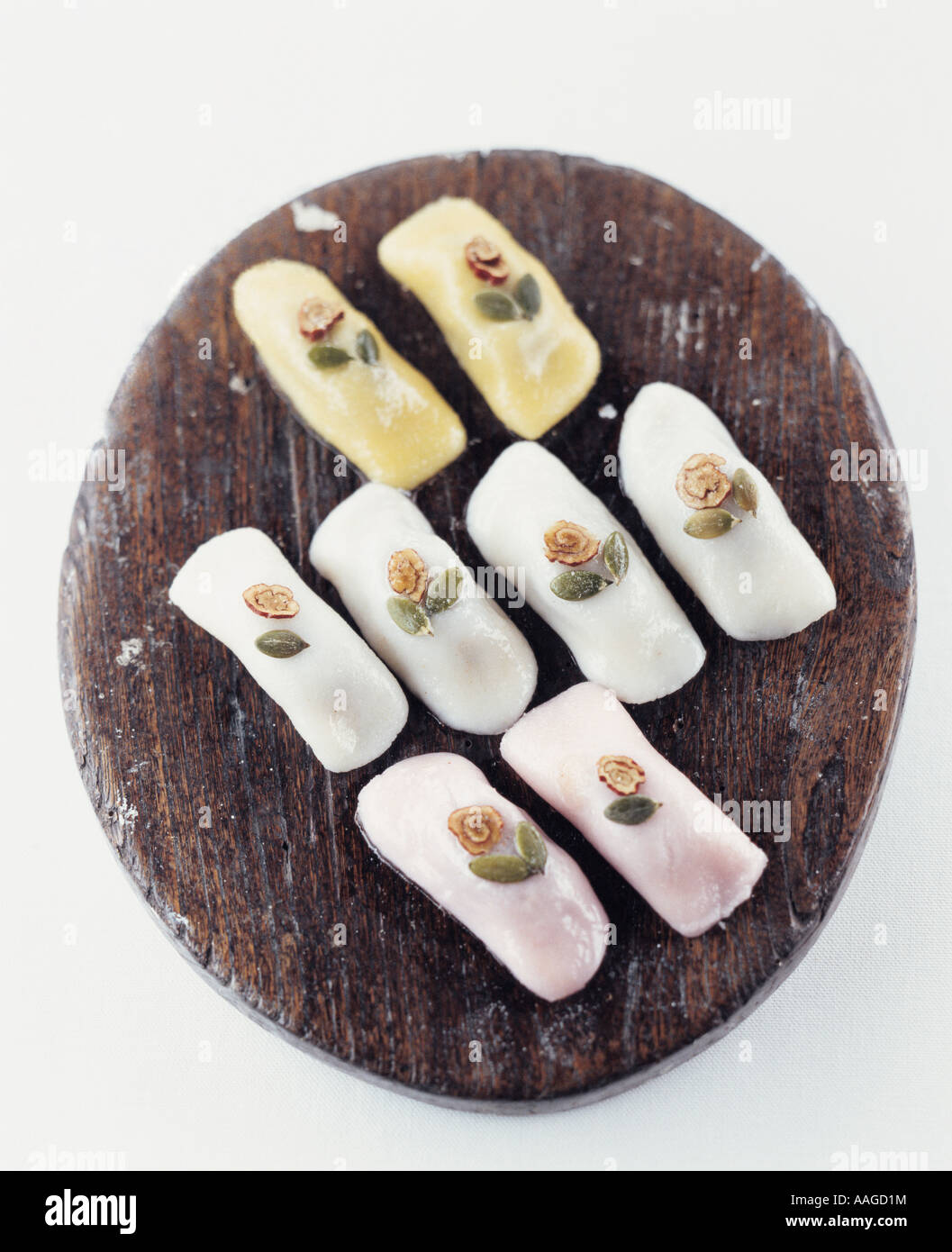 Traditional korean rice cake hi-res stock photography and images - Alamy