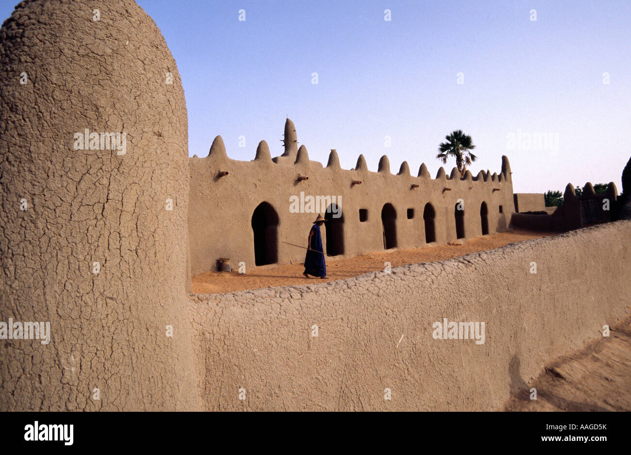 Mud mosque - Senossa, MALI Stock Photo - Alamy