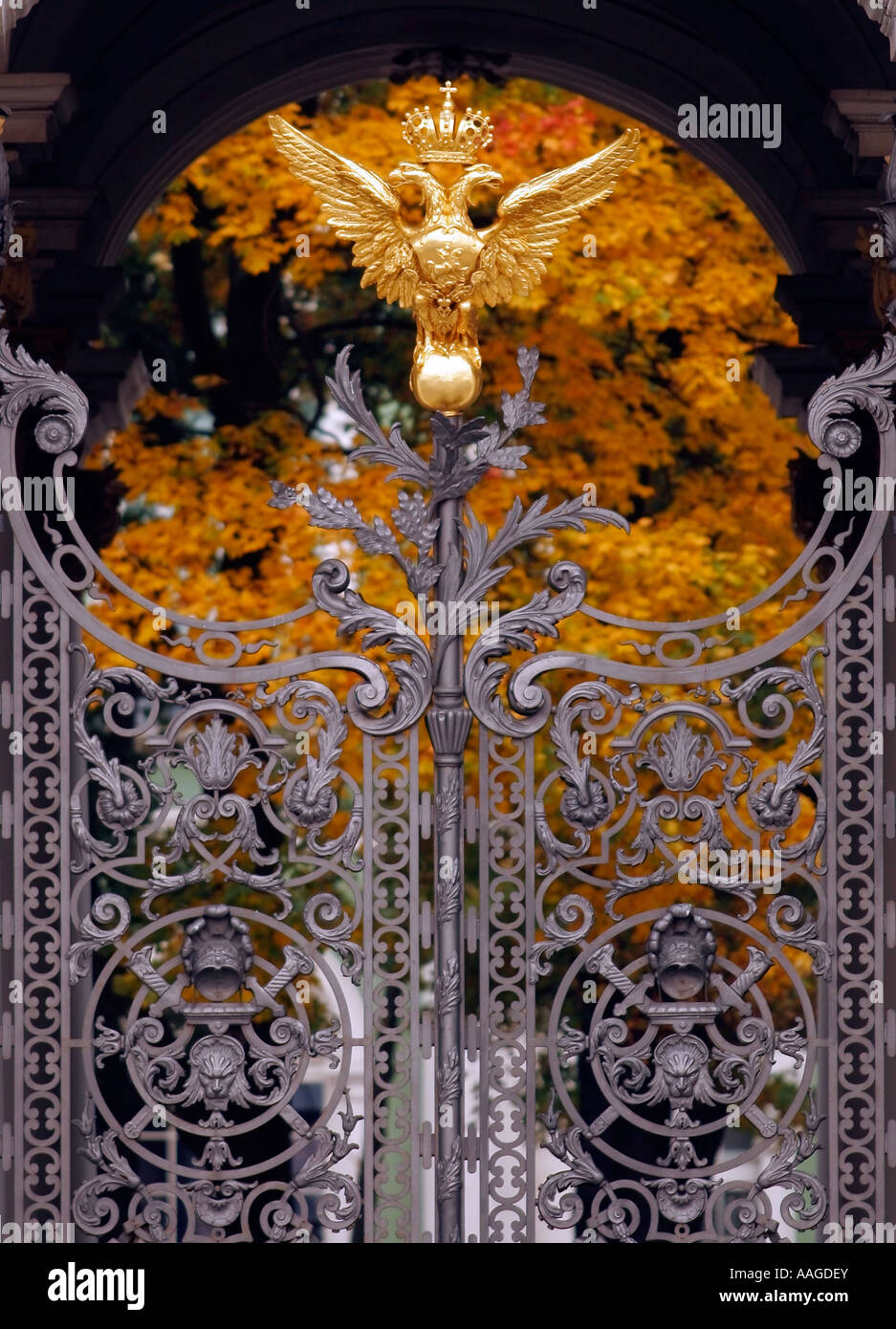 Tsar eagle hi-res stock photography and images - Alamy