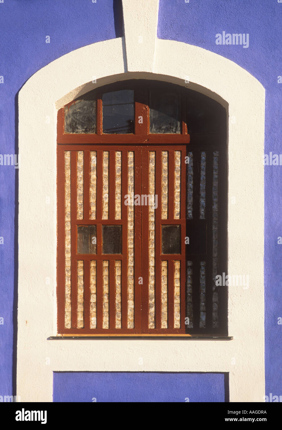 Oyster shell Window Fontainhas Panjim Goa India Stock Photo - Alamy