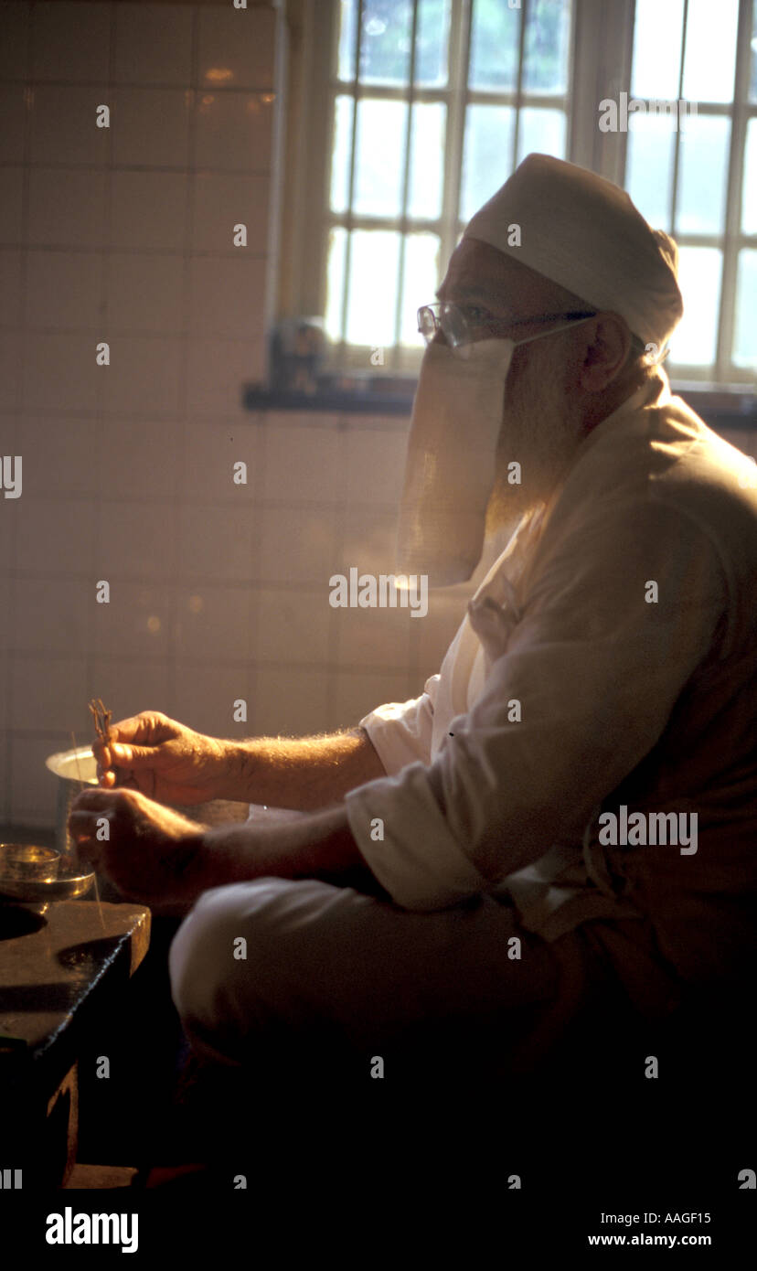 Yasna ceremony in progress Mumbai Maharashtra India Stock Photo - Alamy