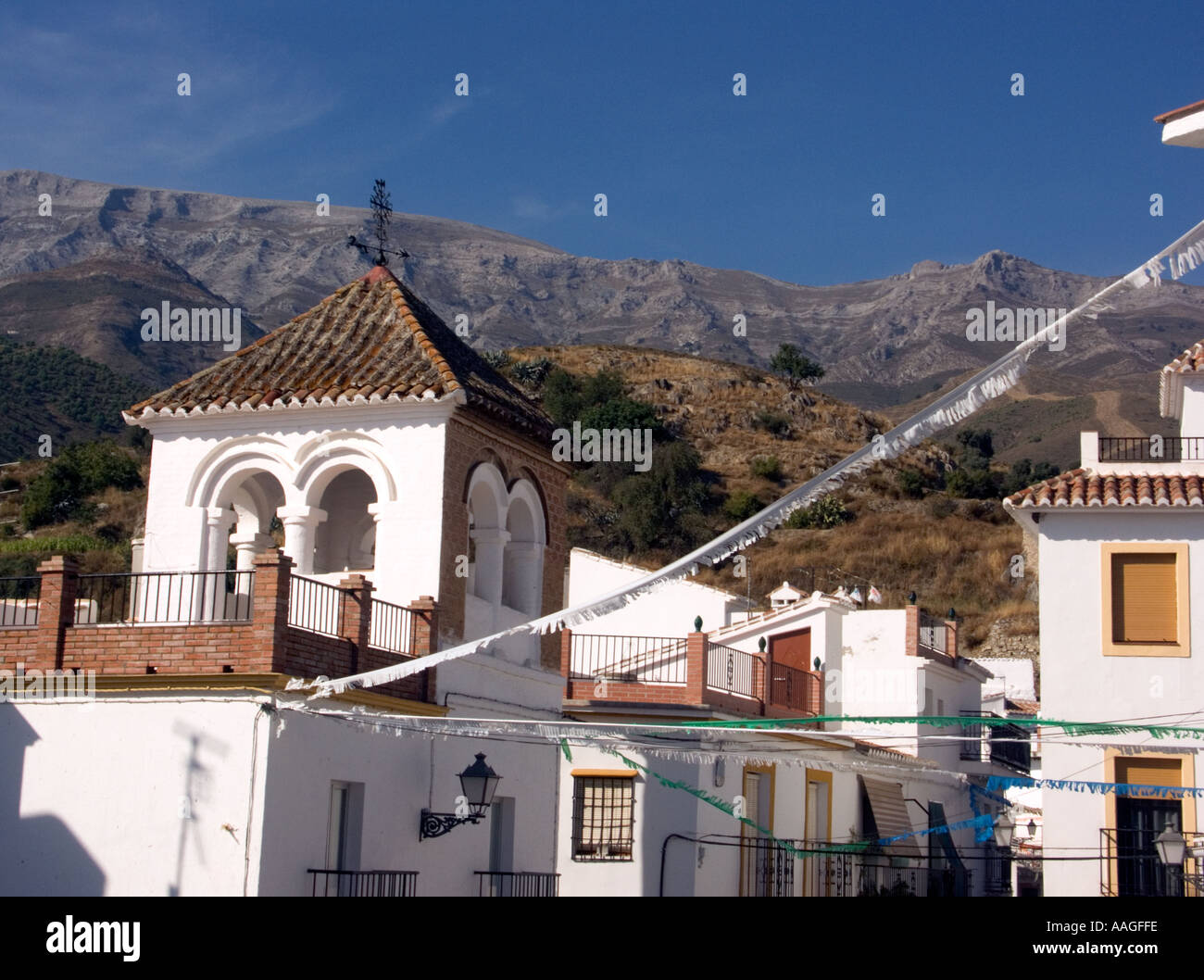 The village of Sedella in the Sierra de Tejeda offers an ideal access ...