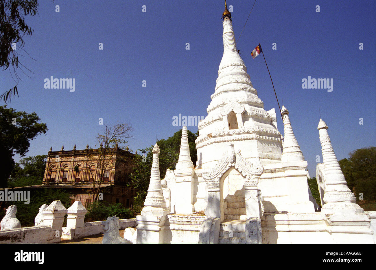 Salay myanmar hi-res stock photography and images - Alamy