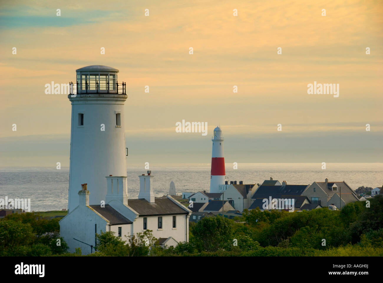 Portland Bill Lighthouse and Bird Observatory Stock Photo - Alamy