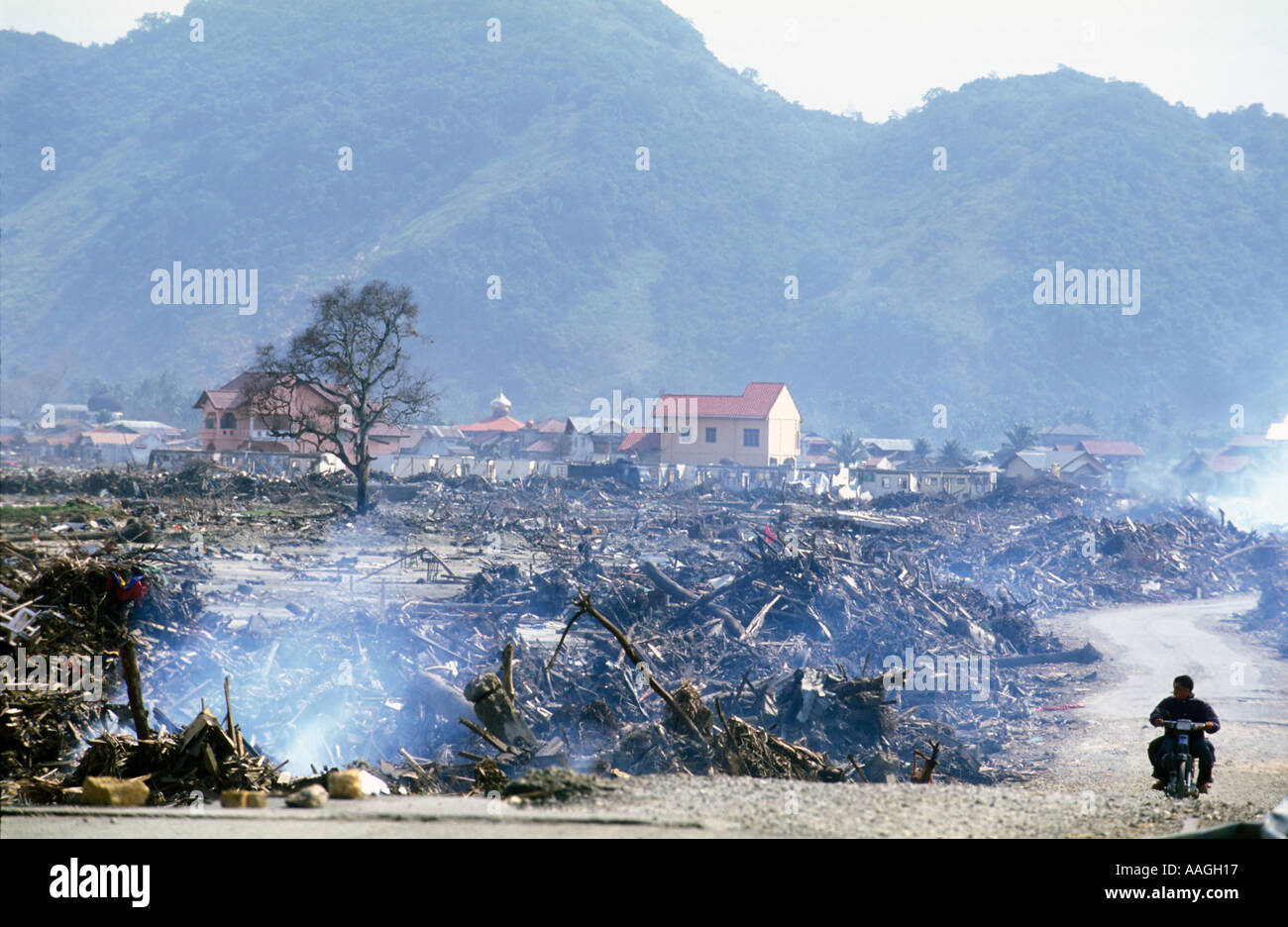 Tsunami Banda Aceh Sumatra Indonesia 2004 Stock Photo - Alamy