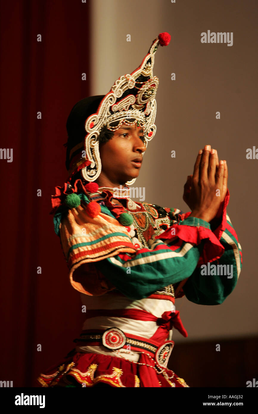Traditional dance to worship the god Kohomba Dance performance for ...