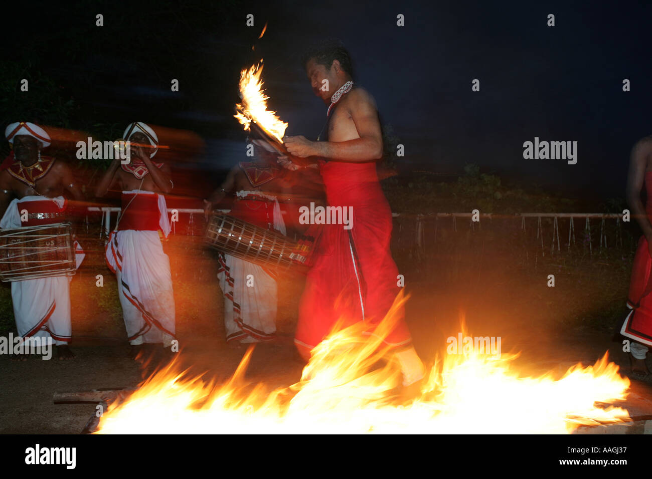 Kohomba dance kandy dance hi-res stock photography and images - Alamy
