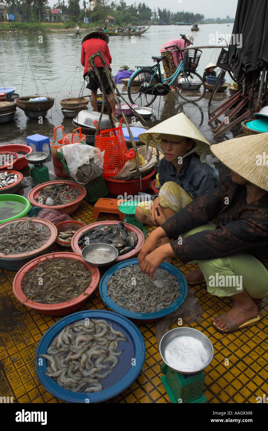 Vietnam Hoi An Local fish market at Thu Bon river 2 women wearing ...