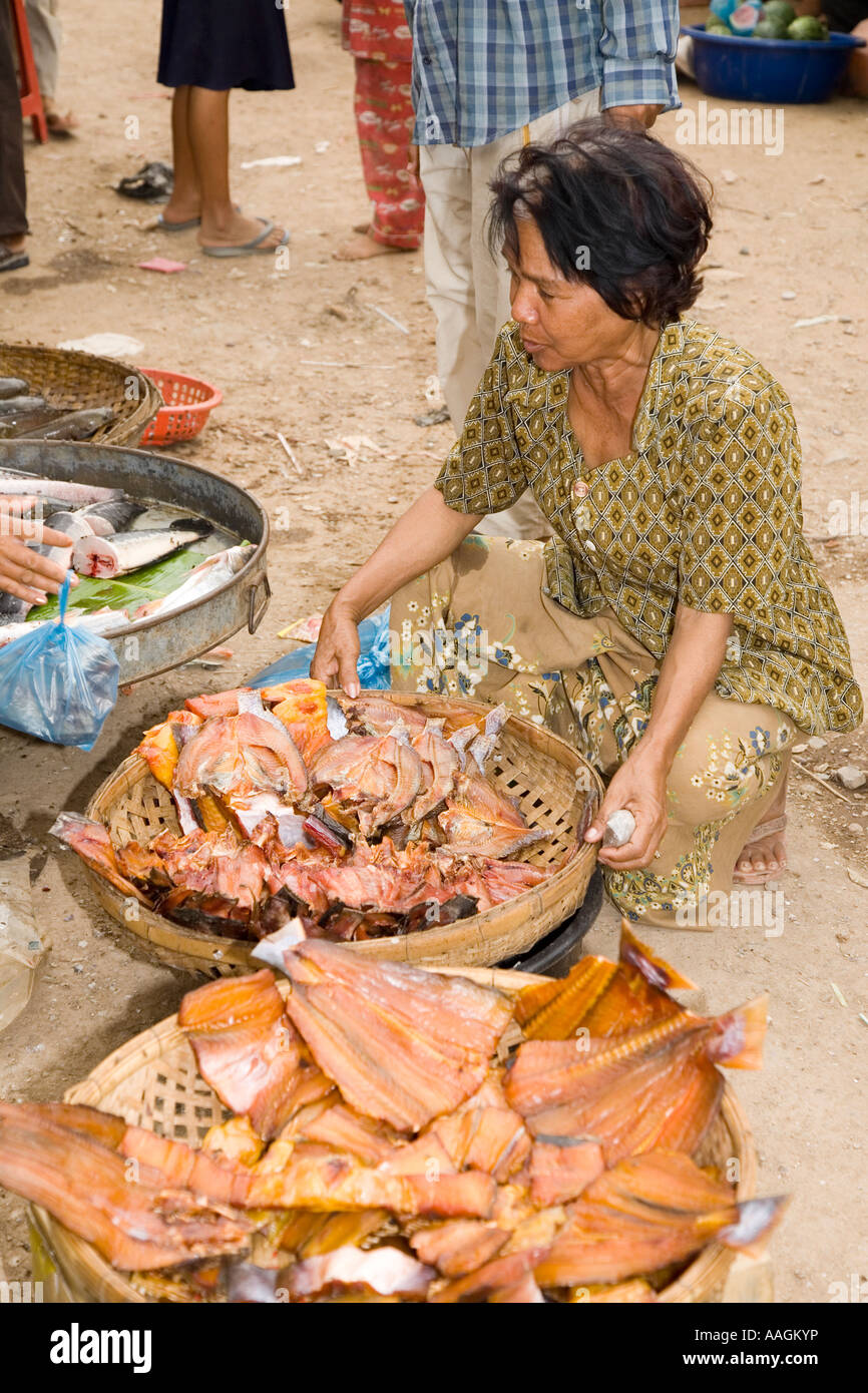 Khmer street market Takmao Cambodia Stock Photo - Alamy