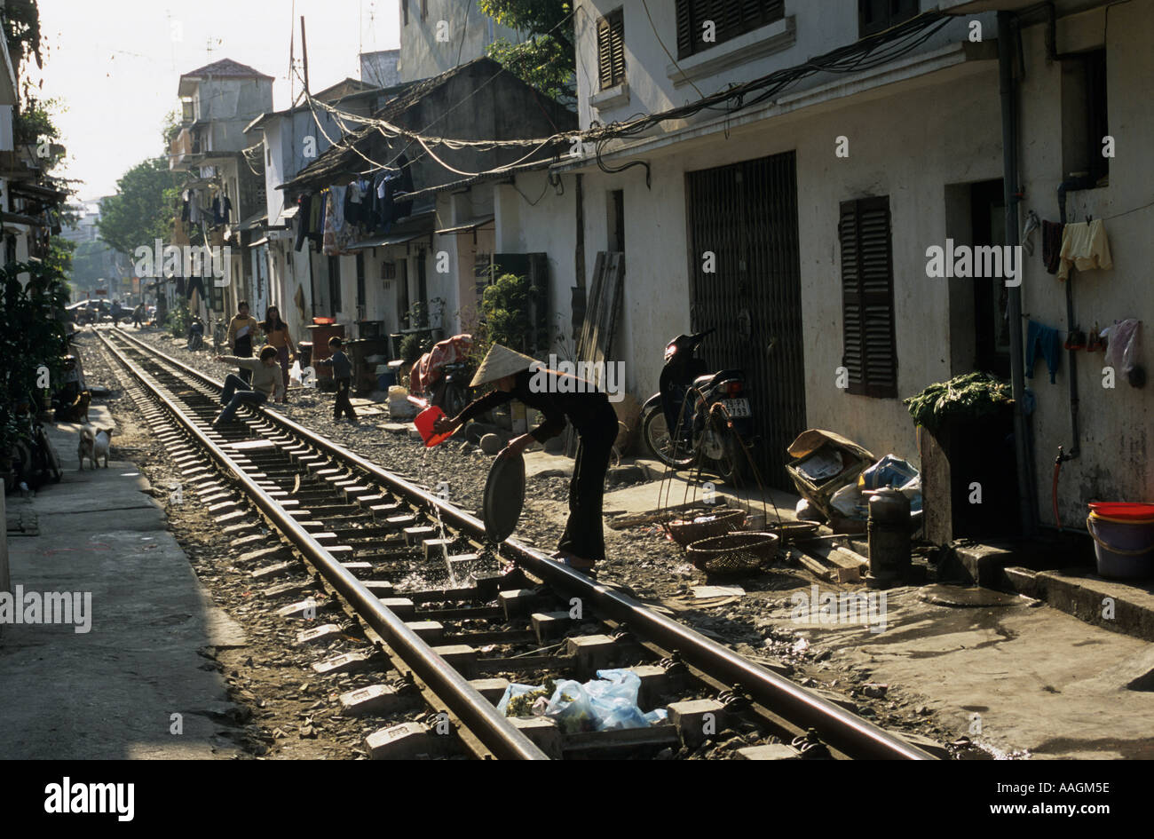 Vietnam, Hanoi, Trains run through residential area Stock Photo - Alamy