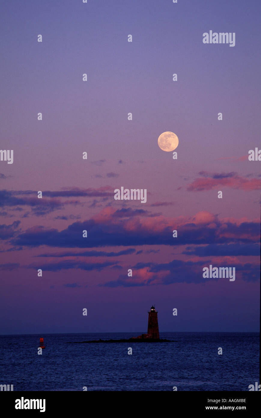 A full moon rises behind Whaleback Light Lighthouses New Castle Common ...