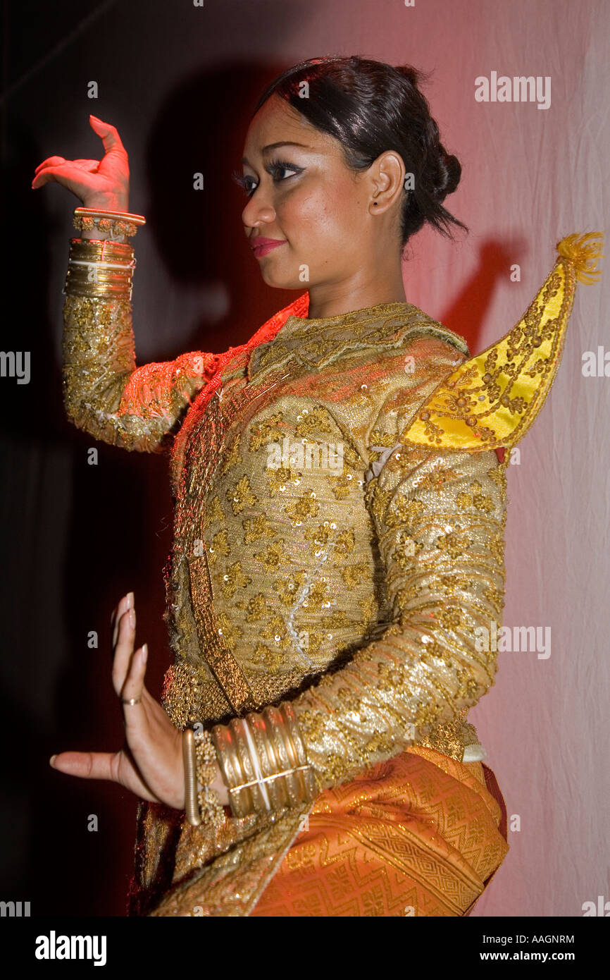 Sovanna Phum dance theatre Phnom Penh Cambodia Stock Photo - Alamy