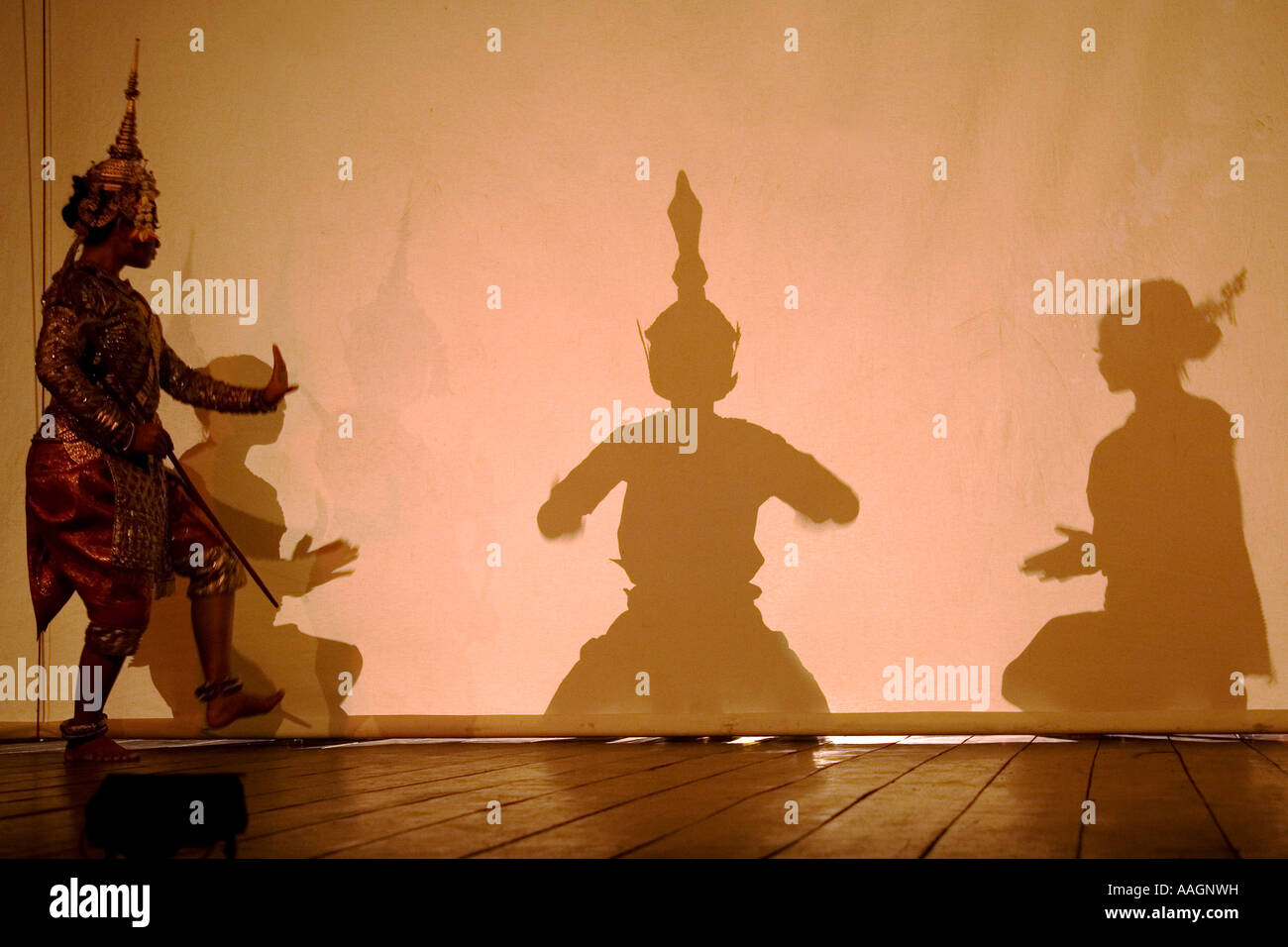 Sovanna Phum dance theatre Phnom Penh Cambodia Stock Photo - Alamy