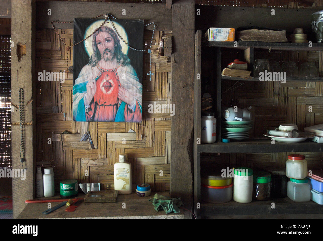 Myanmar jesus hi-res stock photography and images - Alamy