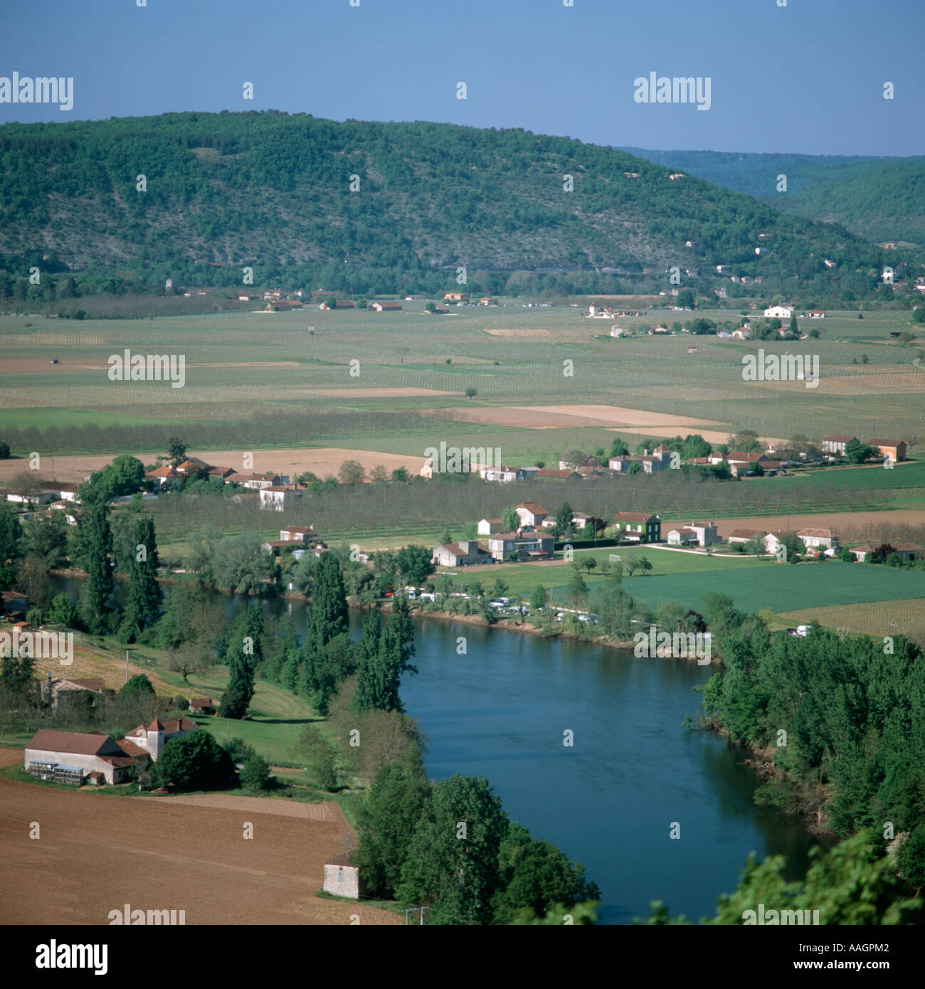 France lot valley river hi-res stock photography and images - Alamy
