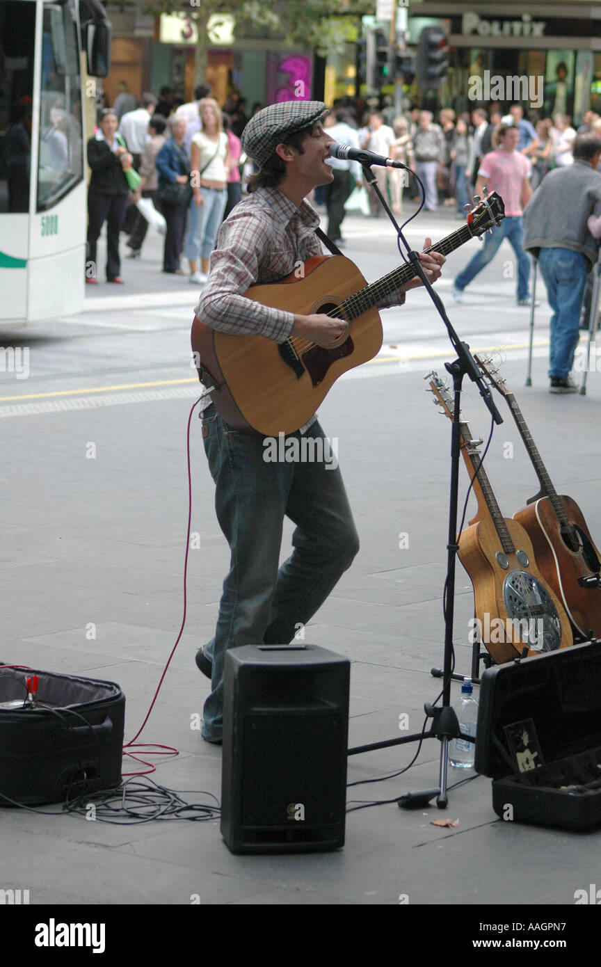 Street vocalist hi-res stock photography and images - Alamy