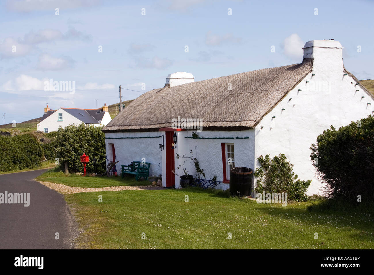 Ireland Donegal Inishowen Malin Head Esky Bay traditional thatched ...