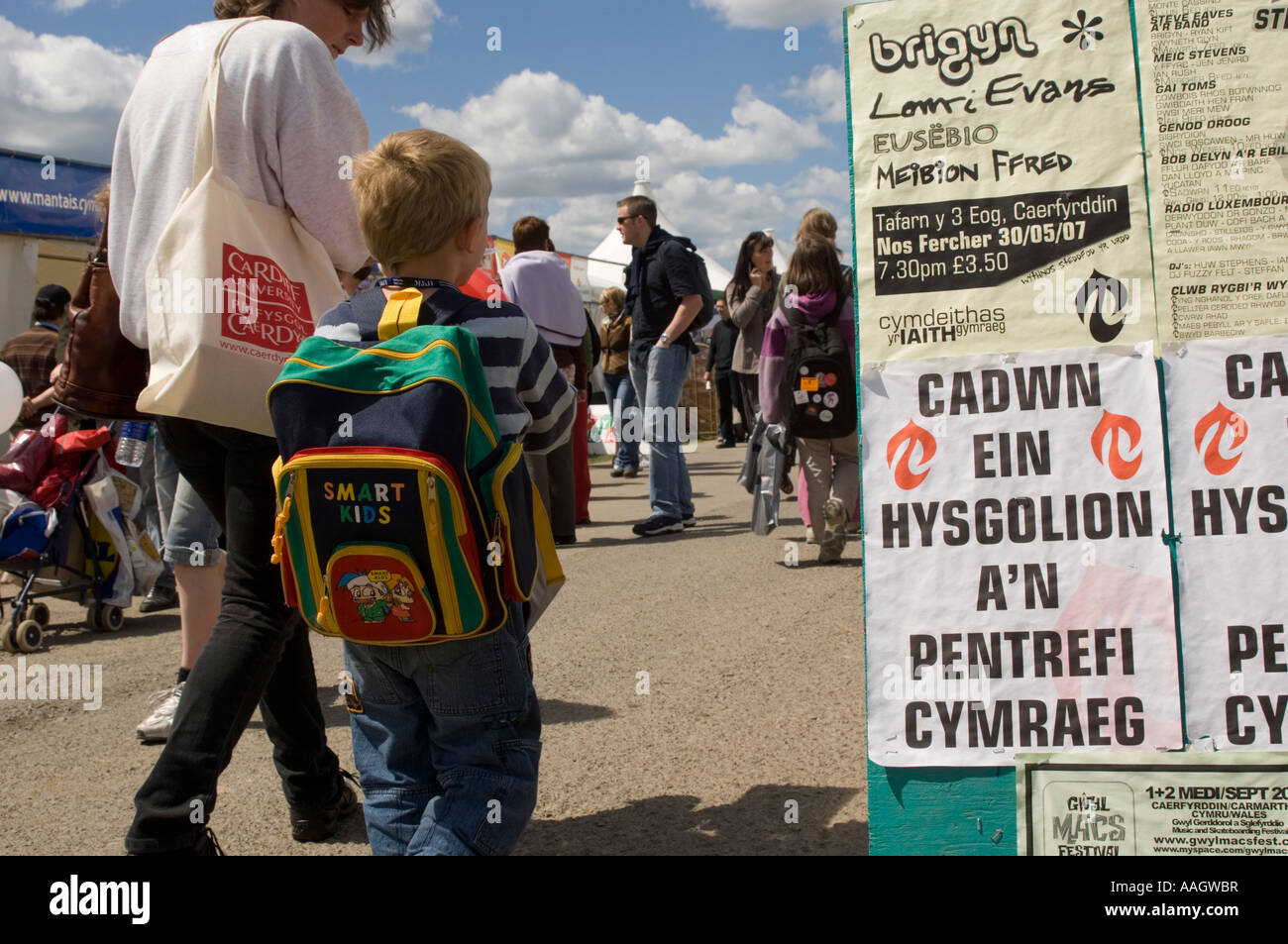 Urdd National Eisteddfod Carmarthen 2007 annual welsh youth cultural ...