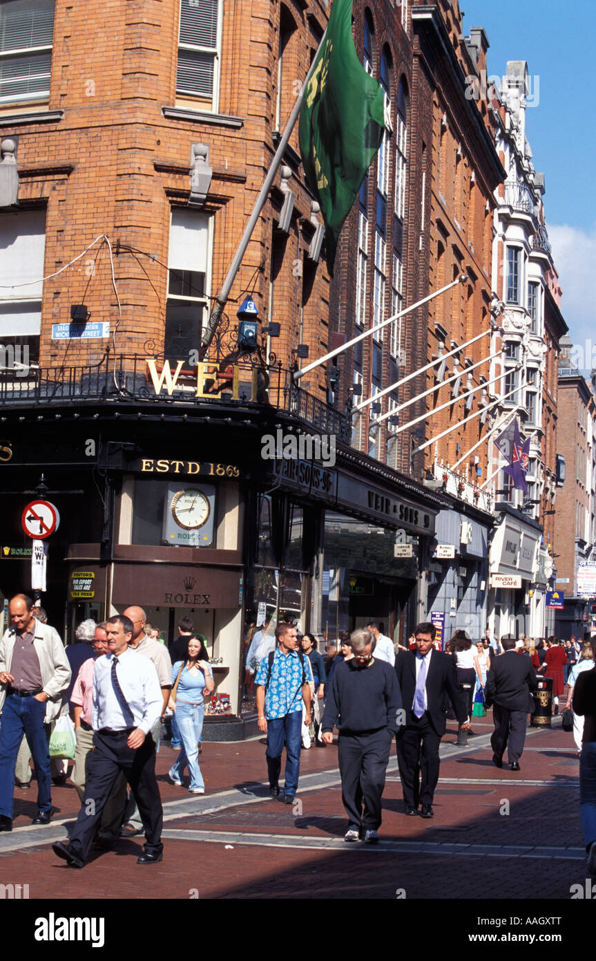 People walking over Grafton Street Dublin Dublin Ireland Stock Photo ...