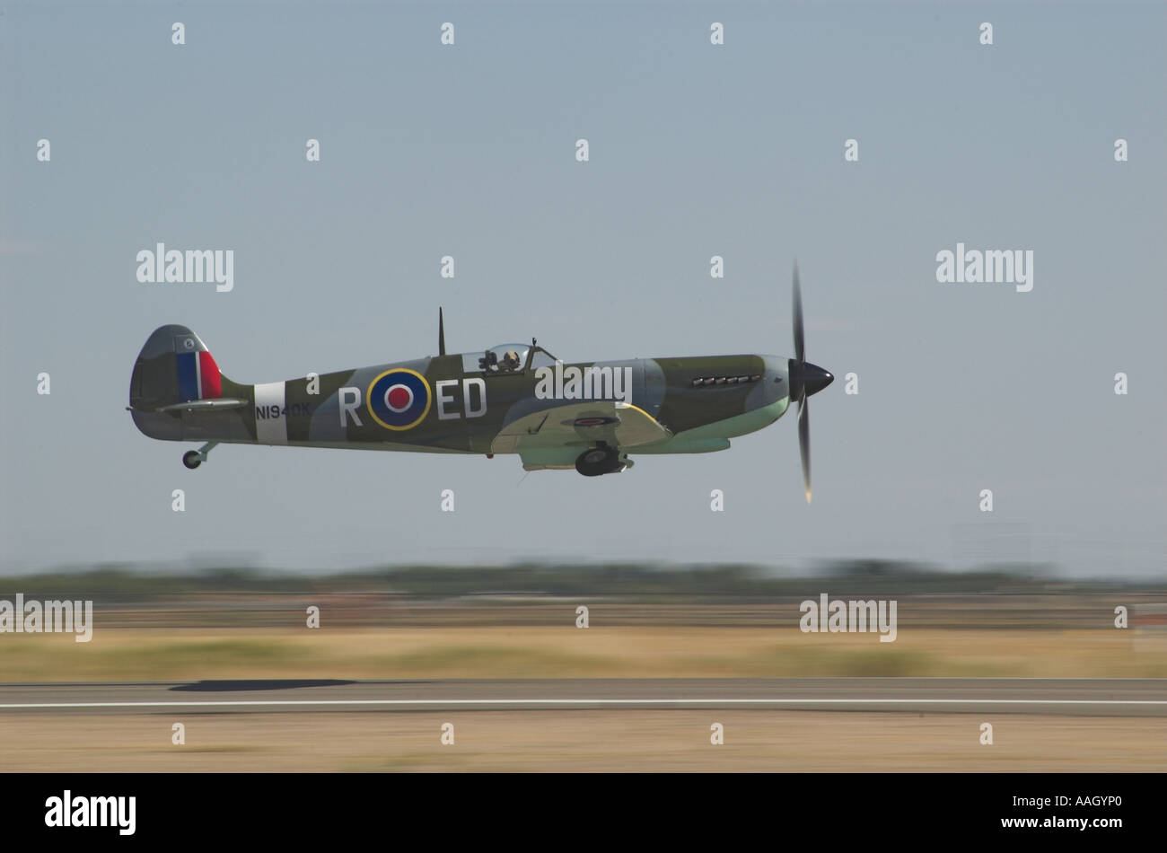 Spitfire landing gear hi-res stock photography and images - Alamy