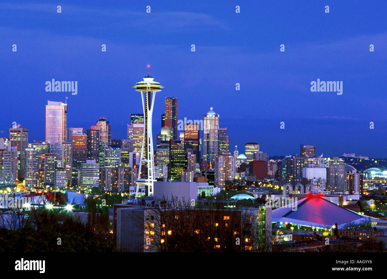 View of Seattle Skyline and the Space Needle from Kerry Park Seattle ...