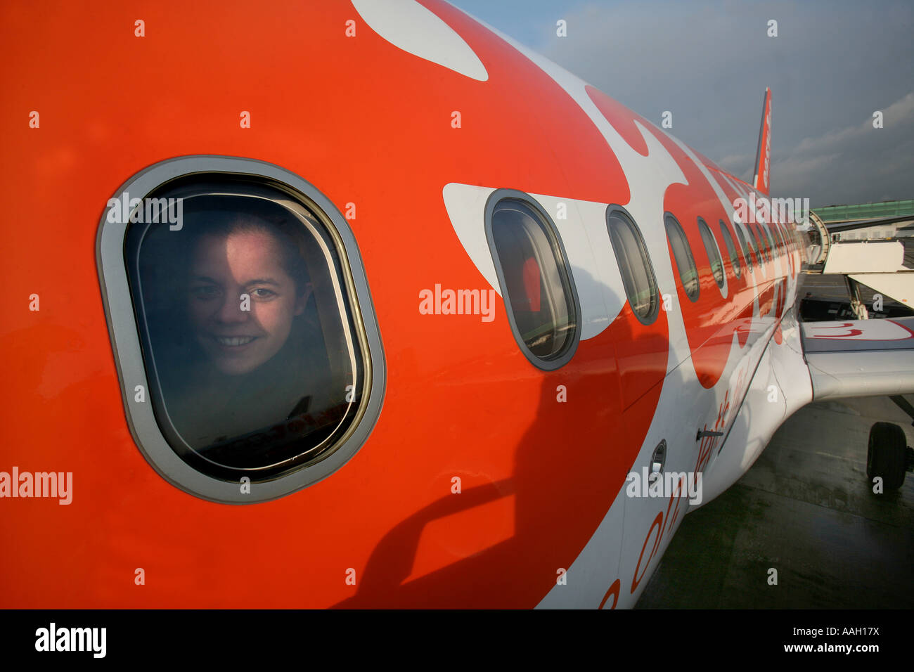 Easyjet Stewardess Stock Photos & Easyjet Stewardess Stock Images - Alamy
