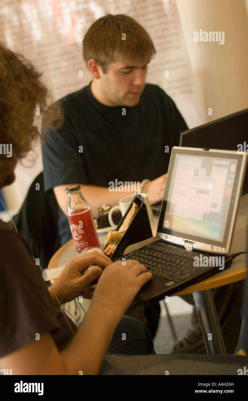 Students typing on computers hi-res stock photography and images - Alamy