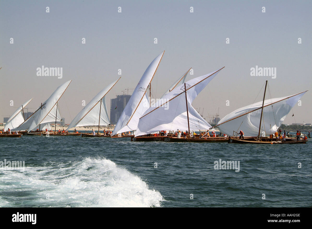 Racing dhow hi-res stock photography and images - Alamy