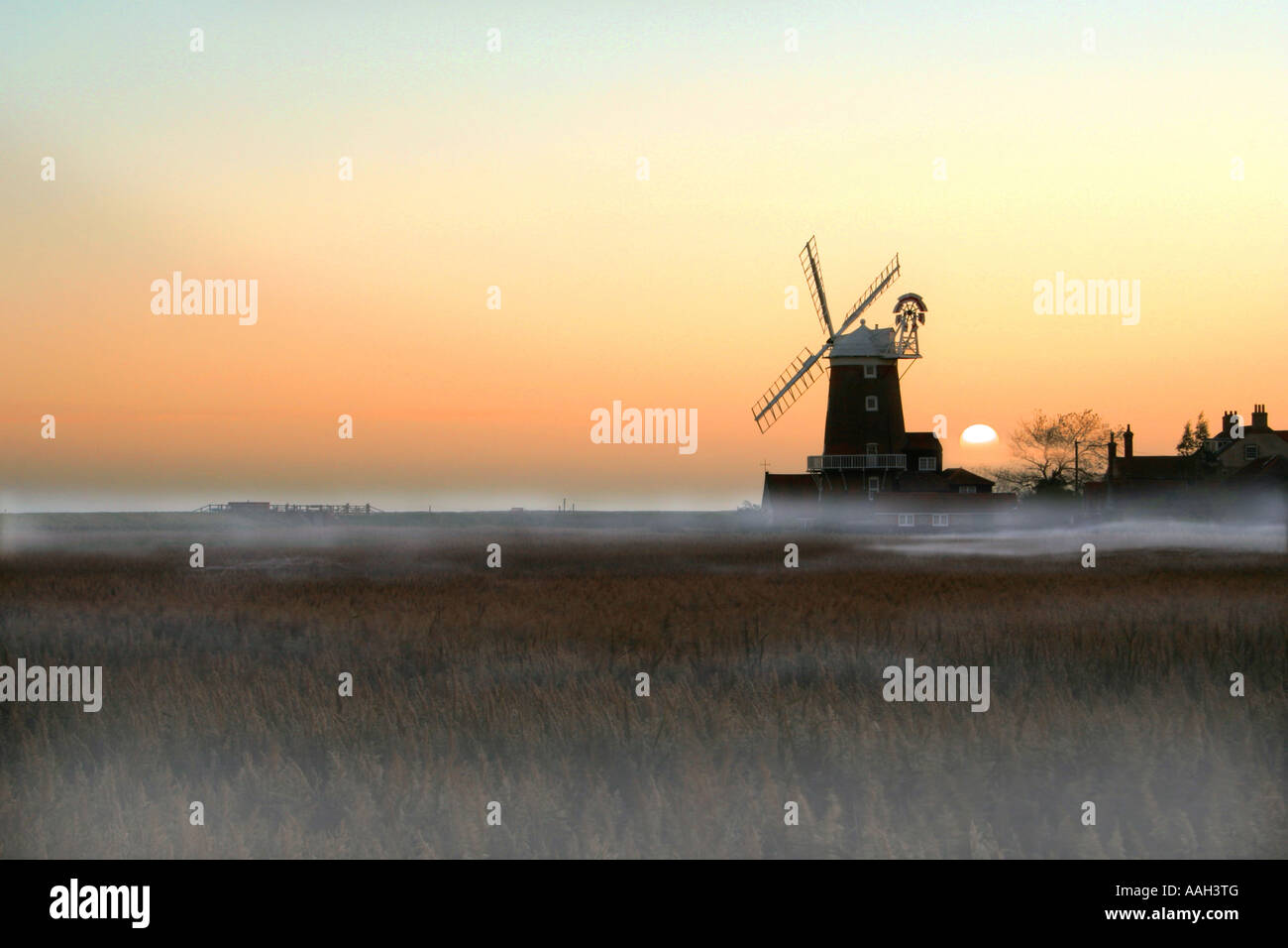 Fenland trail hi-res stock photography and images - Alamy