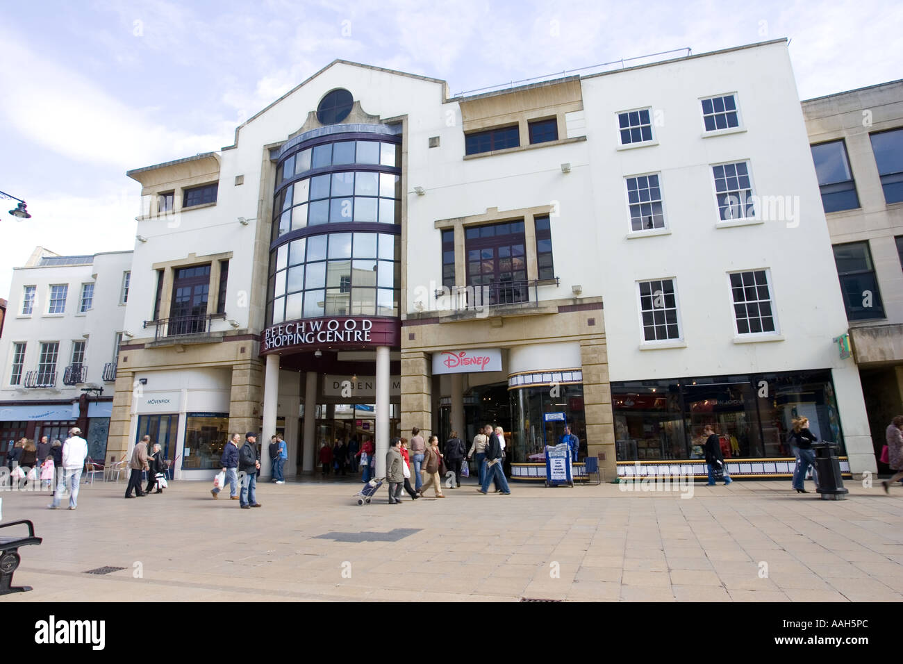 Gloucestershire beechwood hi-res stock photography and images - Alamy