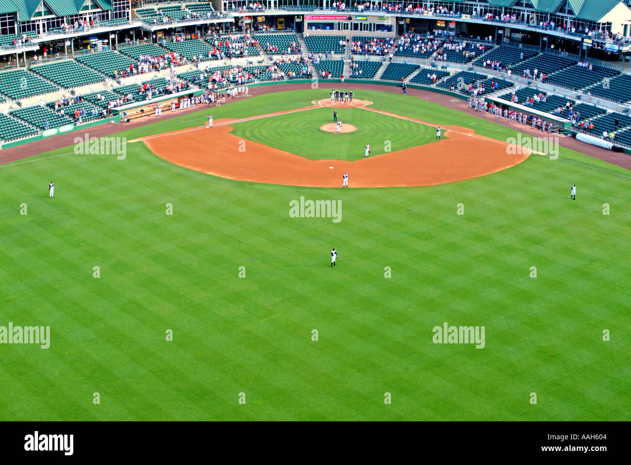 Baseball diamond hi-res stock photography and images - Alamy